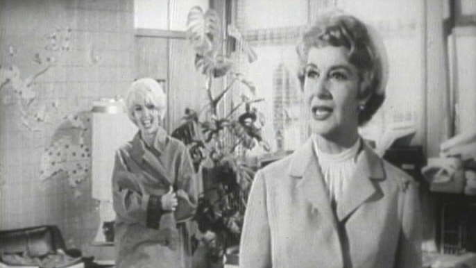 One, Two, Three Reviews - Metacritic