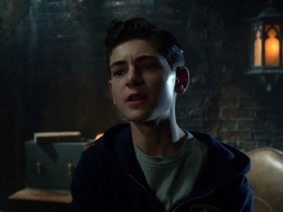 Gotham: Gordon Shows His Dark Side - TV Guide