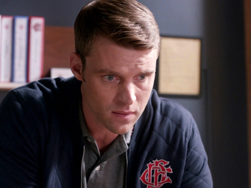 Chicago Fire Season 7 Exclusive: Casey Makes a Reckless Decision - TV Guide