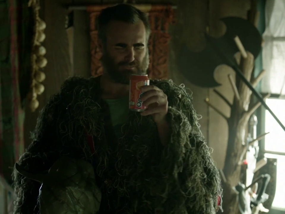 The Last Man On Earth: Tandy Shoots Candy Out Of A T-Shirt Cannon - TV ...