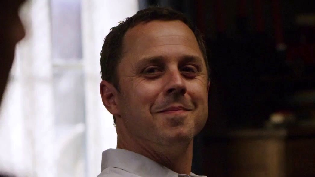 Sneaky Pete - Season 2 Reviews - Metacritic