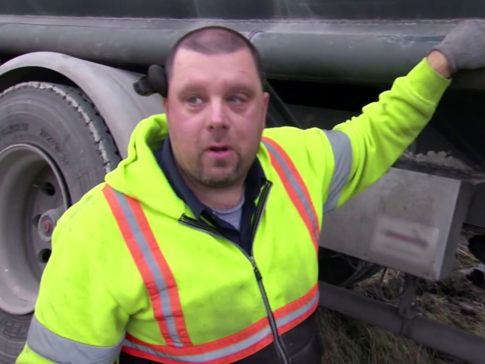 Heavy Rescue: 401 - Where to Watch and Stream - TV Guide