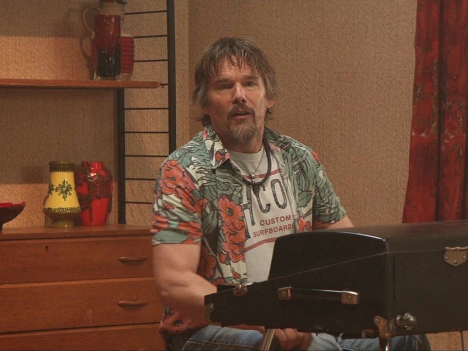 Ayoola Smart - TV Guide