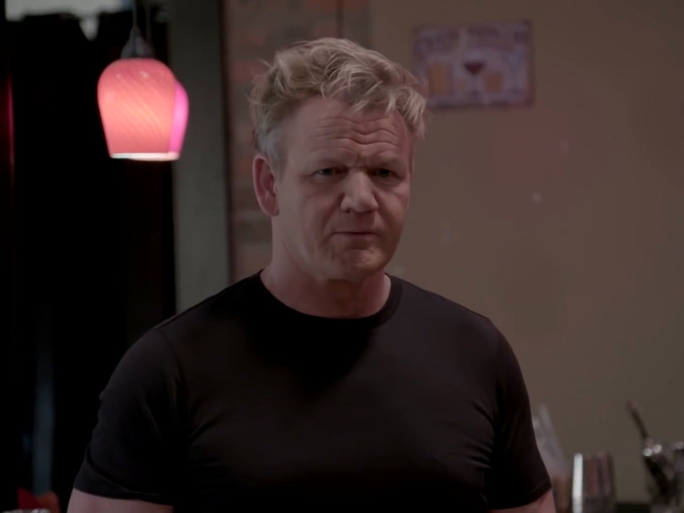 Gordon Ramsay's 24 Hours Te Hell & Back: A Cook Is Spitting In The Food ...