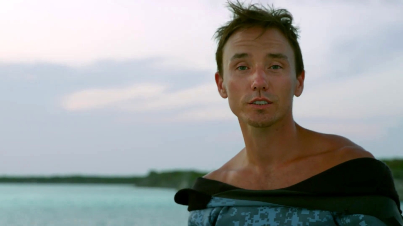 Sharkwater Extinction - Where to Watch and Stream - TV Guide