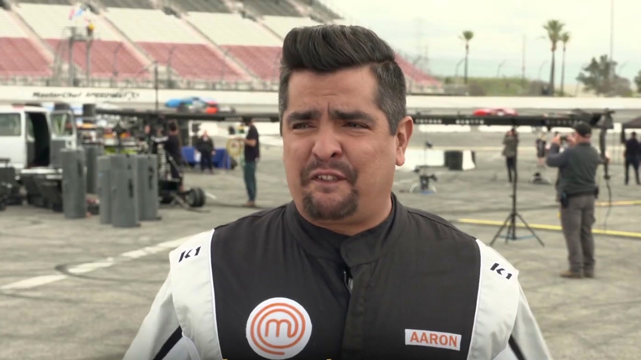 Masterchef: Fred Makes An Inflated Chocolate Cake - TV Guide