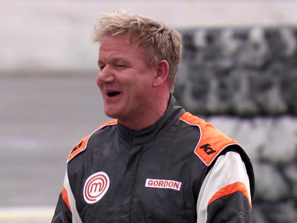 Masterchef: Fred Makes An Inflated Chocolate Cake - TV Guide