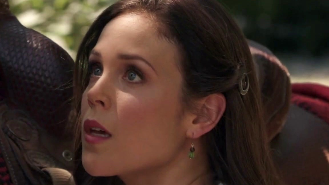 When Calls The Heart: Fiona Resists Arthur's Advances - TV Guide