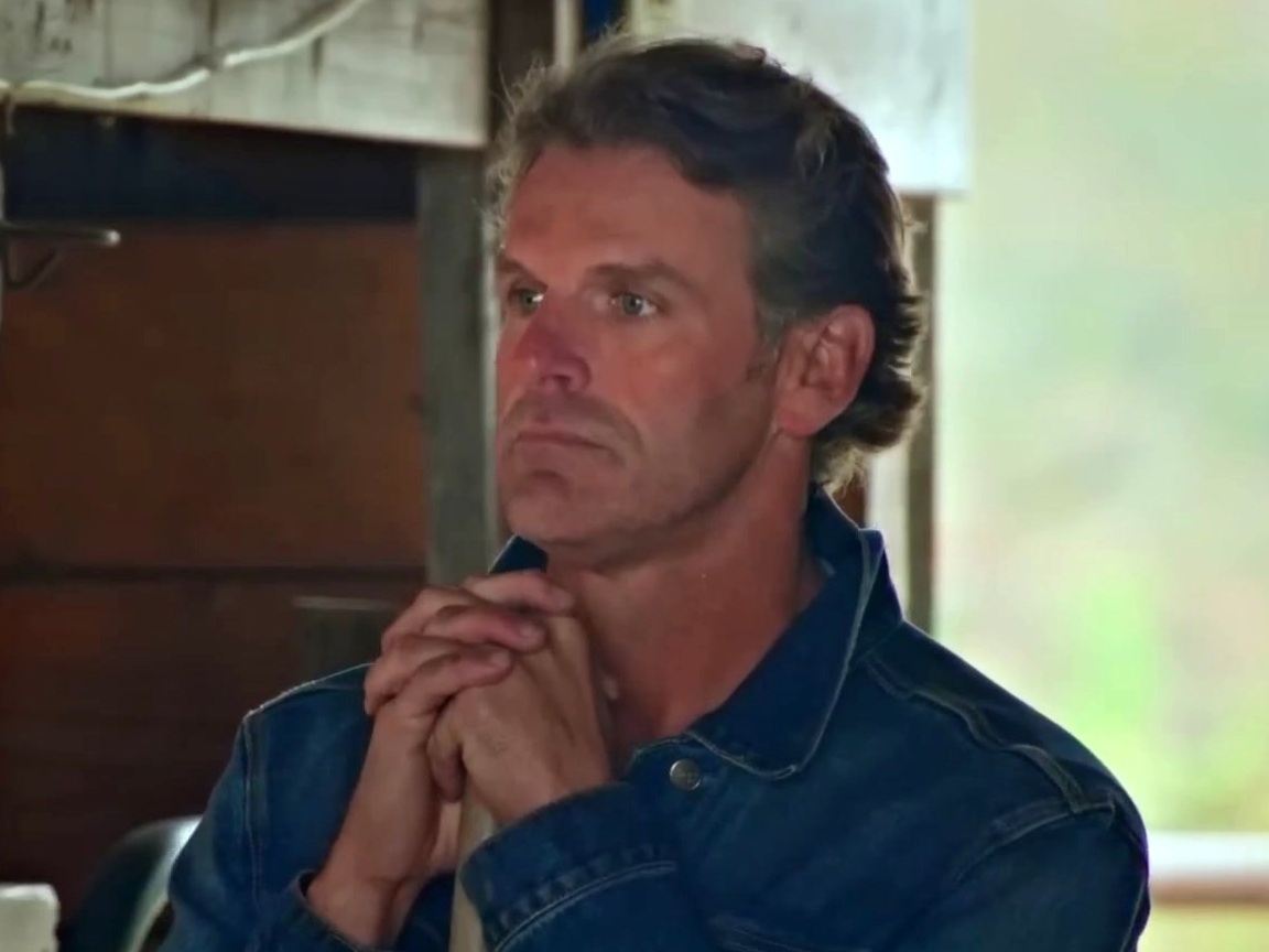 Farmer Wants A Wife: Mitchell Sits Down With Sydney's Dad For A Talk ...