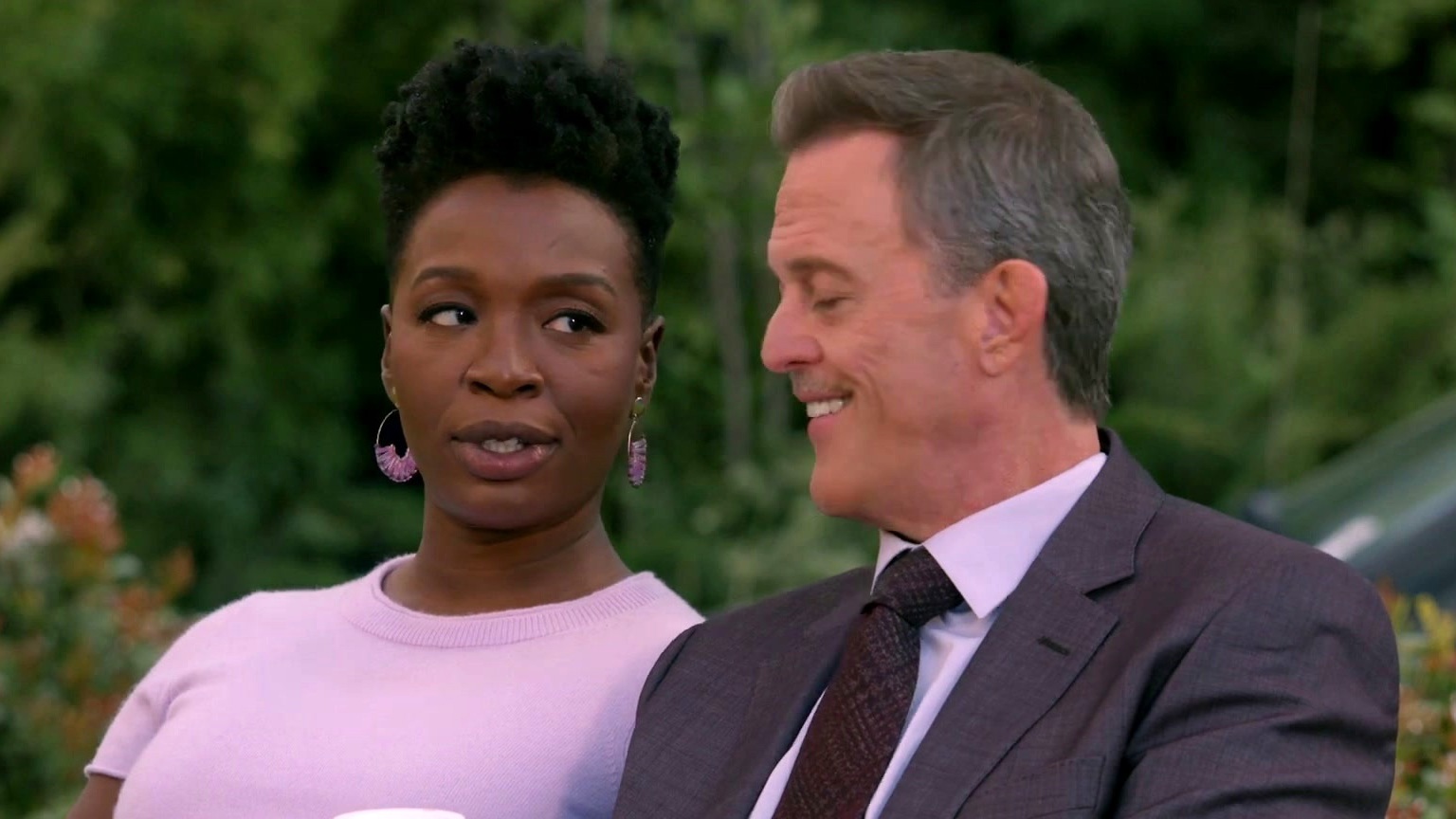 Bob Hearts Abishola: That's The Magic Of Bob Wheeler - TV Guide