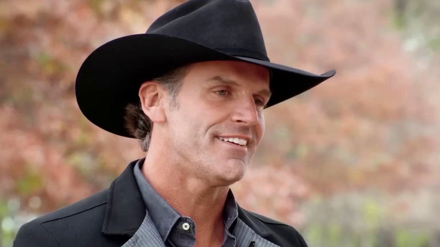 Farmer Wants A Wife: Mitchell Professes His Love - TV Guide