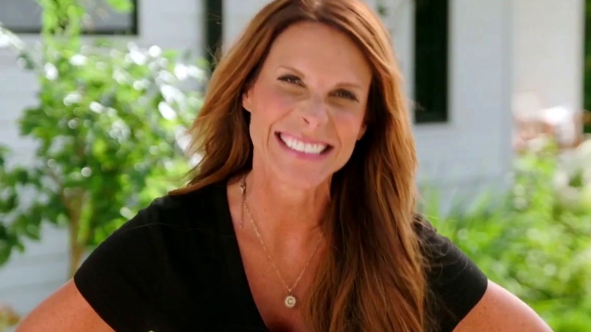 Milf Manor: These Moms Are Looking For Love - TV Guide