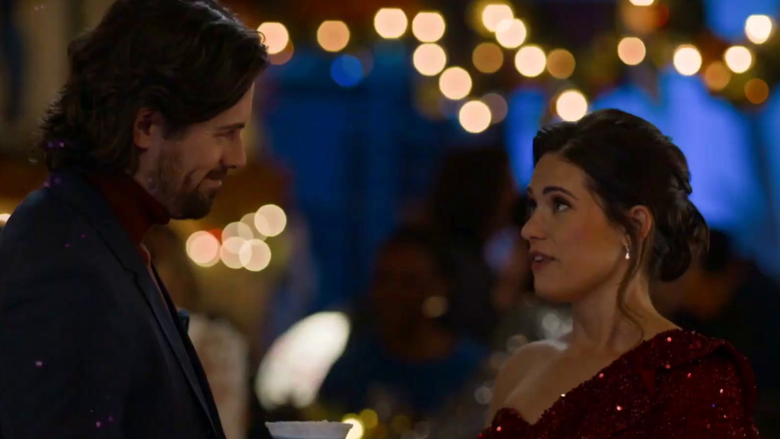 Holiday Crashers - Where to Watch and Stream - TV Guide