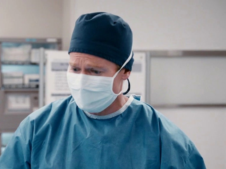 St. Denis Medical: Matt Stands Up For Serena - TV Guide