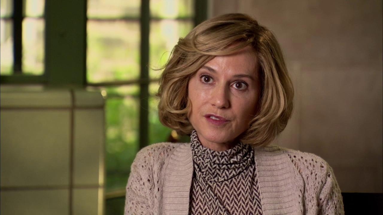 Elisa Perry - TV Guide