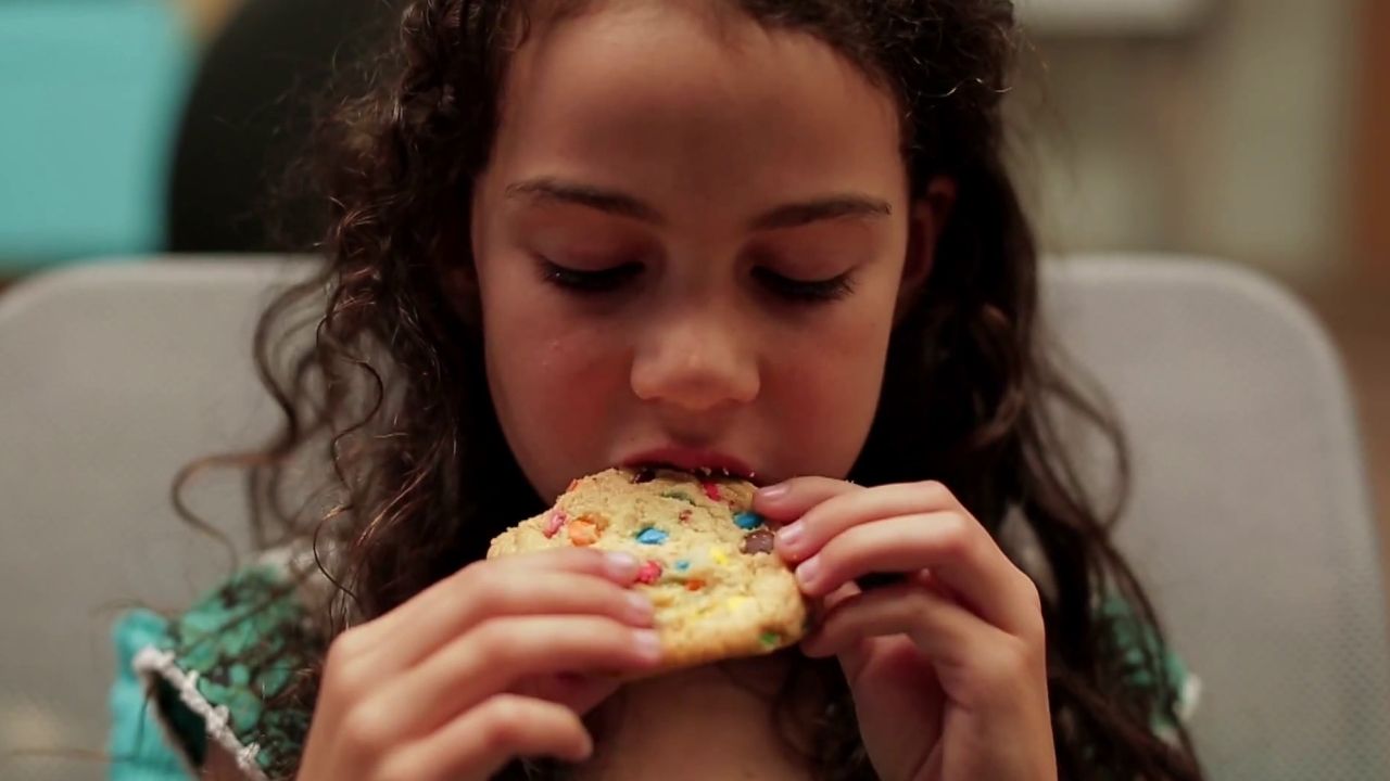 Overfed & Undernourished - Where to Watch and Stream - TV Guide