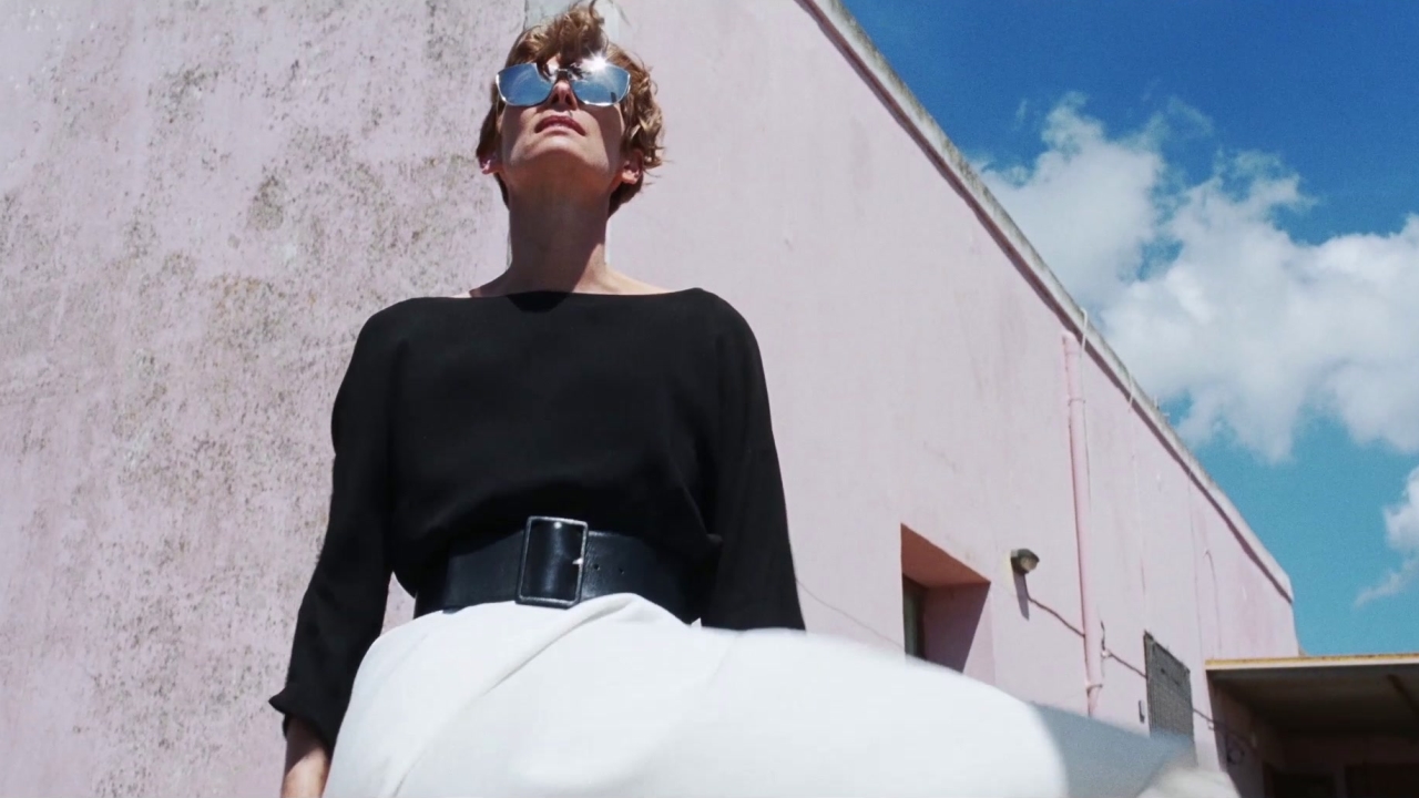 A Bigger Splash: Story & Cast (Featurette) - TV Guide