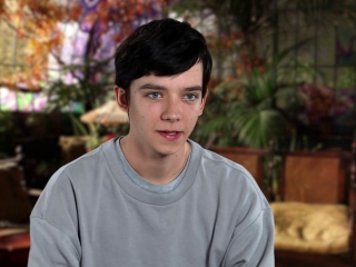 Louis Davison - TV Guide