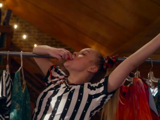 The J Team: Behind The Scenes With JoJo Siwa - TV Guide