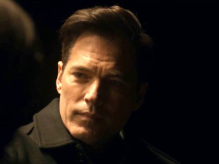 Surrealestate: Luke Roman Can Face Any Ghost, But Not His Past - TV Guide