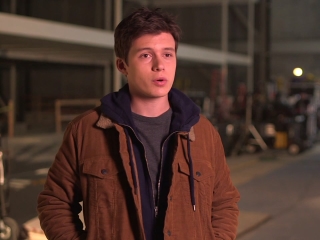 The 5th Wave: The 4th Wave Has Begun - TV Guide